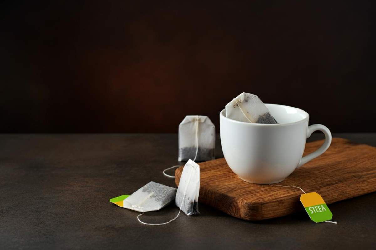 Le bustine di tè del supermercato sono pericolose per la salute: scatta ...